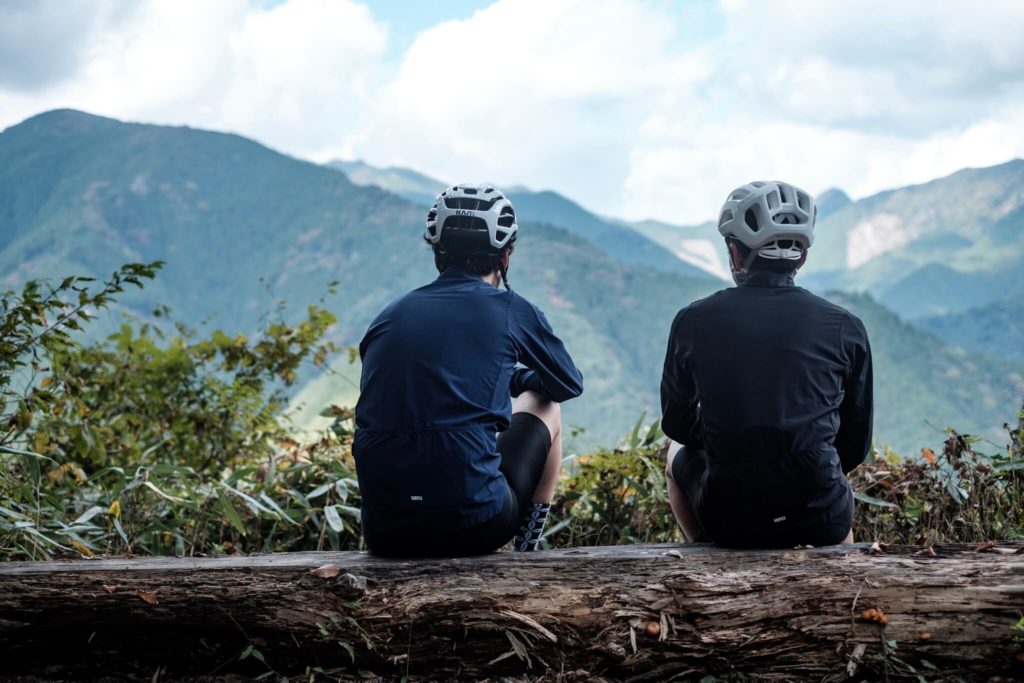 暖かさと軽やかさと。VERTEX LONDON「Essenceウィンドジャケット」レビュー - LOVE CYCLIST – ラブサイクリスト