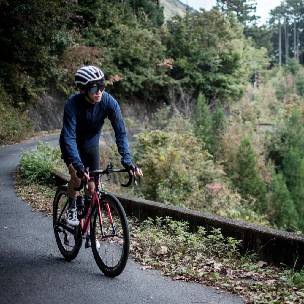 暖かさと軽やかさと。VERTEX LONDON「Essenceウィンドジャケット」レビュー - LOVE CYCLIST – ラブサイクリスト