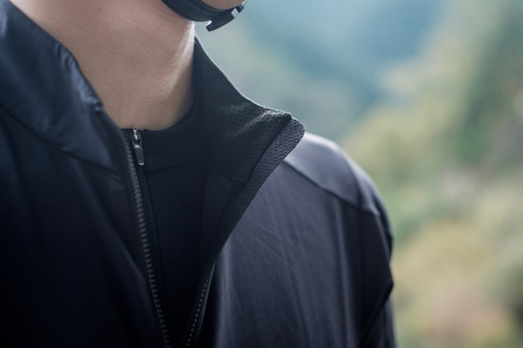 暖かさと軽やかさと。VERTEX LONDON「Essenceウィンドジャケット」レビュー - LOVE CYCLIST – ラブサイクリスト