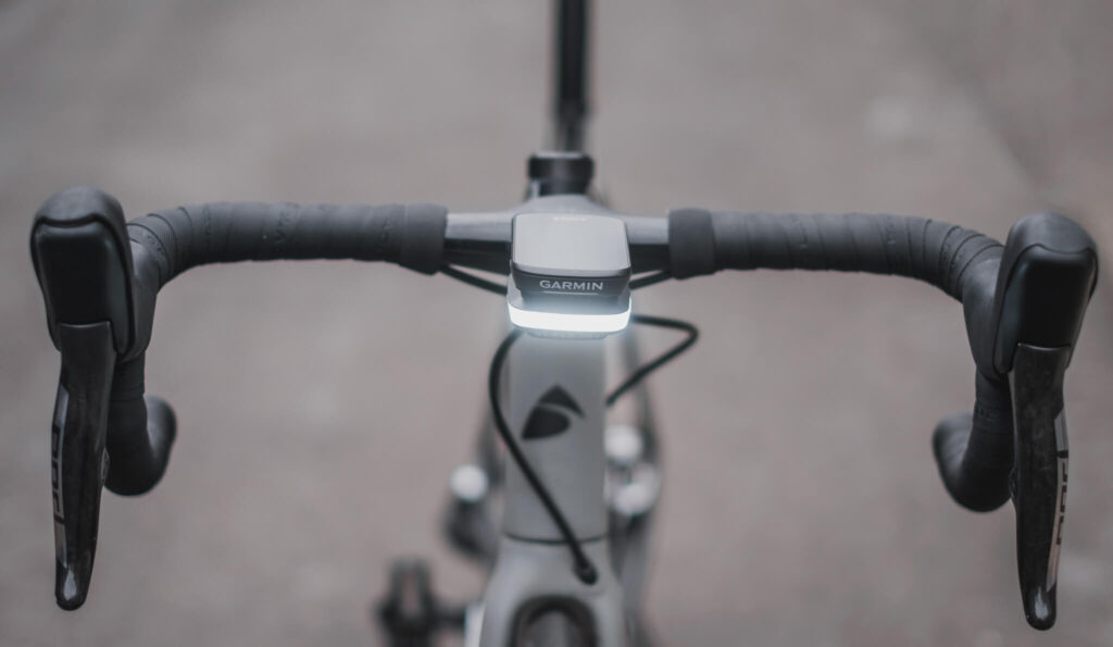 「fabric Lumaray V2」レビュー：縁の下のちょうど便利なフロントライト。 - LOVE CYCLIST – ラブサイクリスト