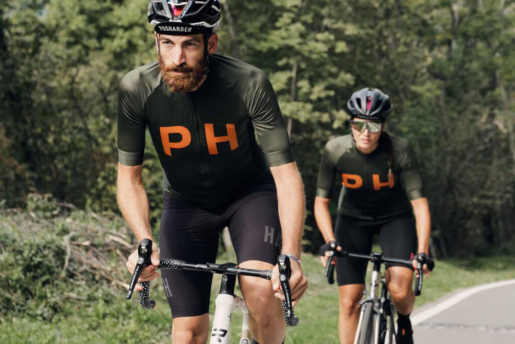 Logo Trends for Cycling Clothing Brand - LOVE CYCLIST